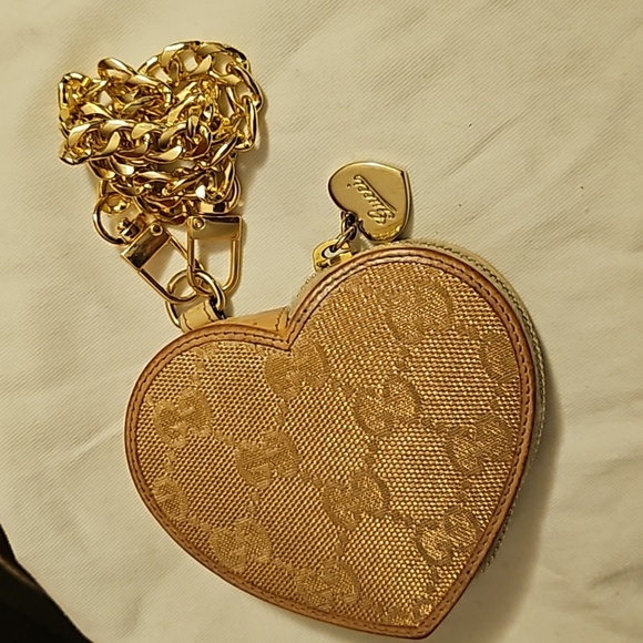 Gucci | Bags | Gucci Ssima Pinkgold Shimmer Heart Shaped Coin Case Gold ...